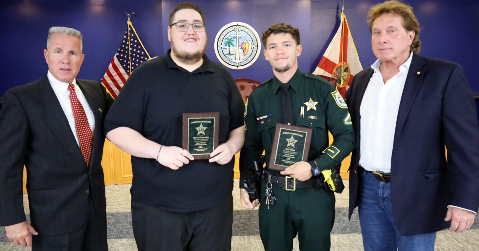 SHERIFF'S OFFICE GIVE OUT AWARDS FOR OUTSTANDING SERVICE