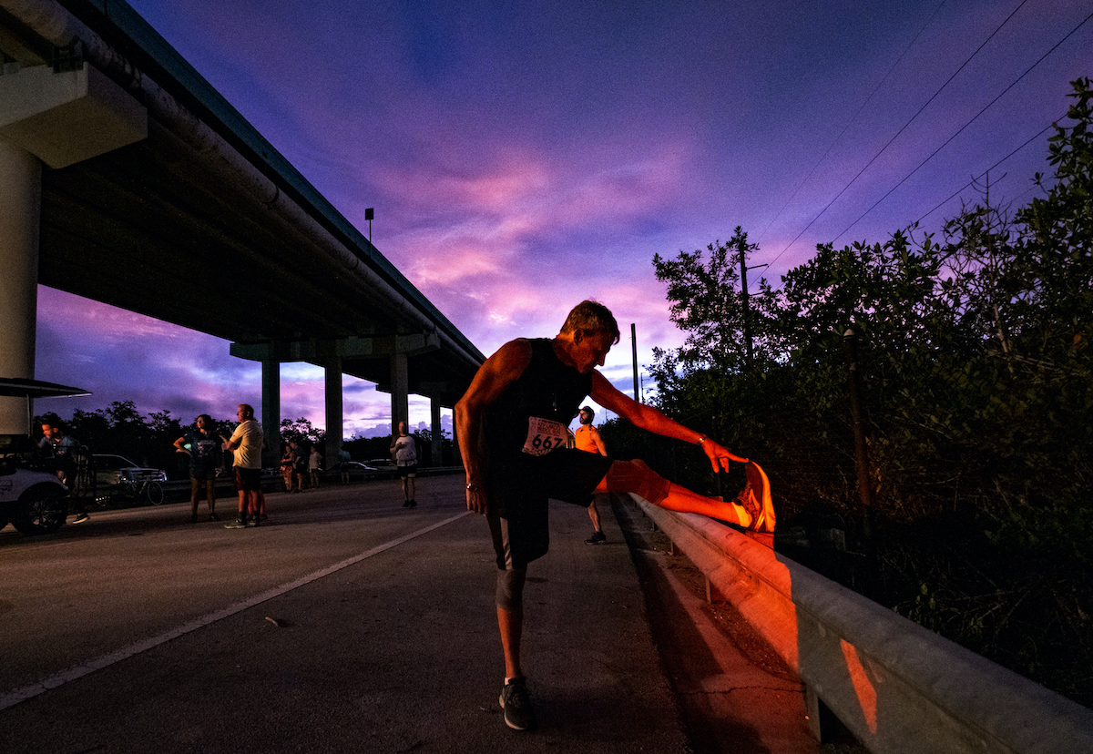 Hundreds trek across Jewfish Creek Bridge