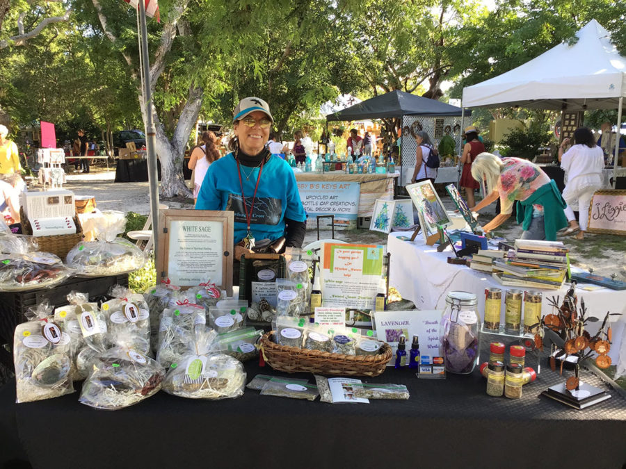 Holiday craft market brings 40-plus vendors