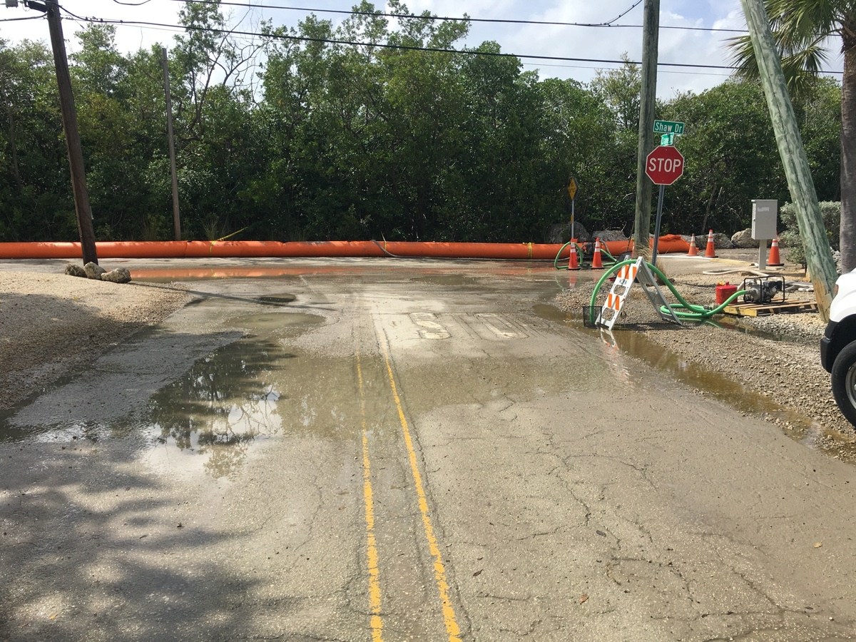 FLOOD CONTROL BARRIERS TESTED IN KEY LARGO'S TWIN LAKES