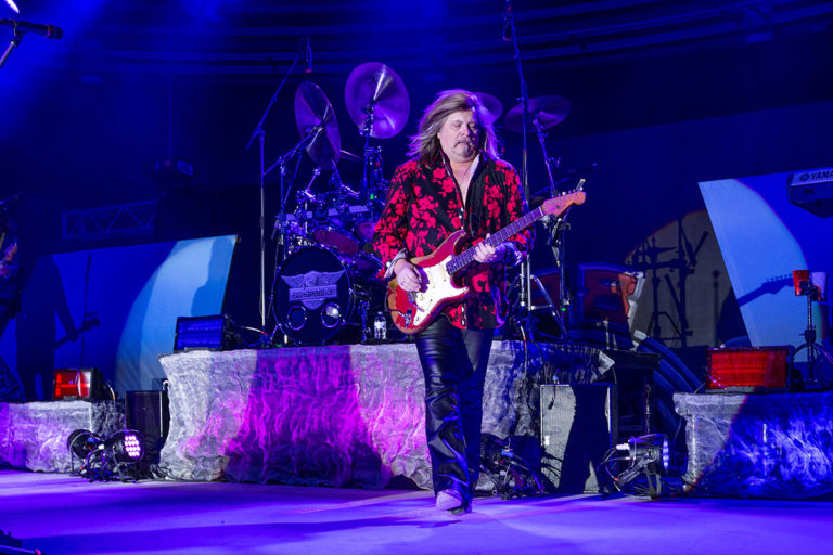 38 SPECIAL ROCKS THE KEY WEST AMP