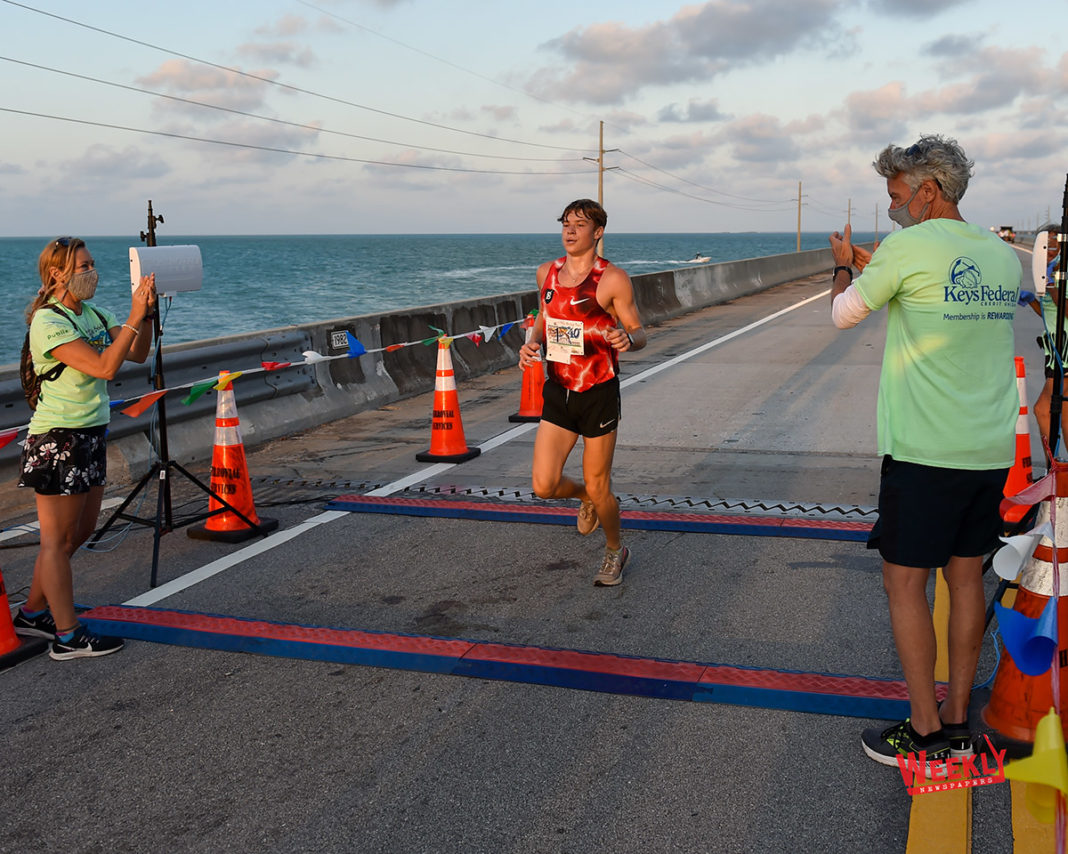 SCENES FROM THE 7-MILE BRIDGE RUN