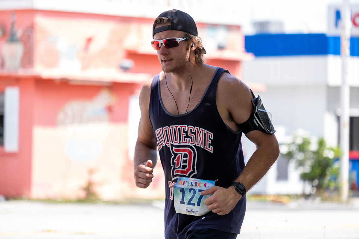 KEYS 100: RUNNERS TACKLE 50- & 100-MILE RACE THROUGH FLORIDA KEYS