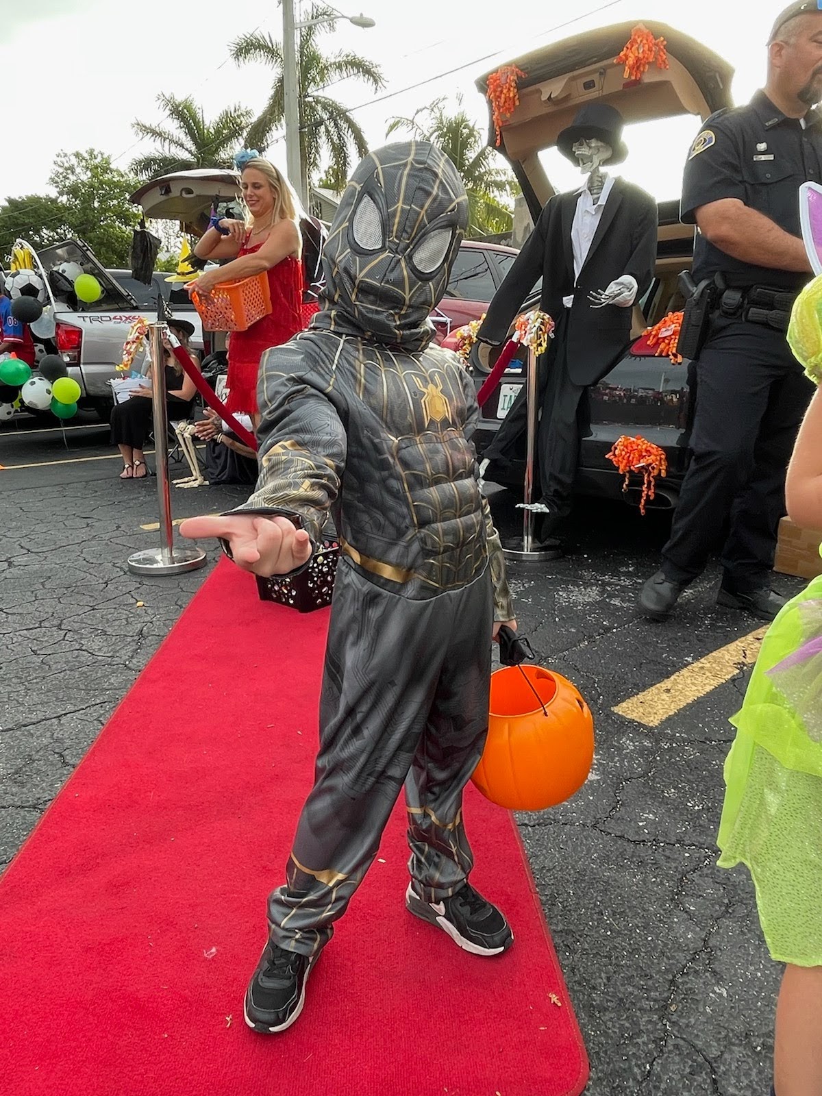 IN PICTURES: KEY WEST HALLOWEEN COSTUMES TAKE THE CAKE