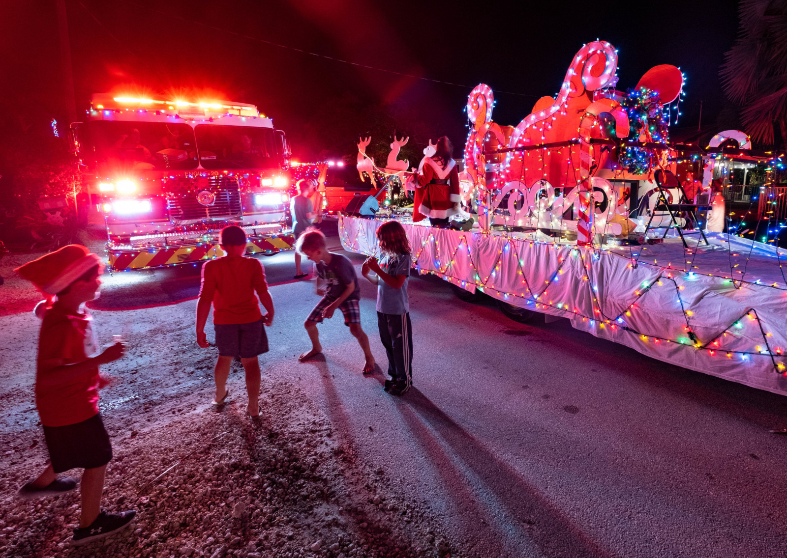 IN PICTURES: ISLAMORADA FIRE RESCUE TAKES SANTA AROUND TOWN