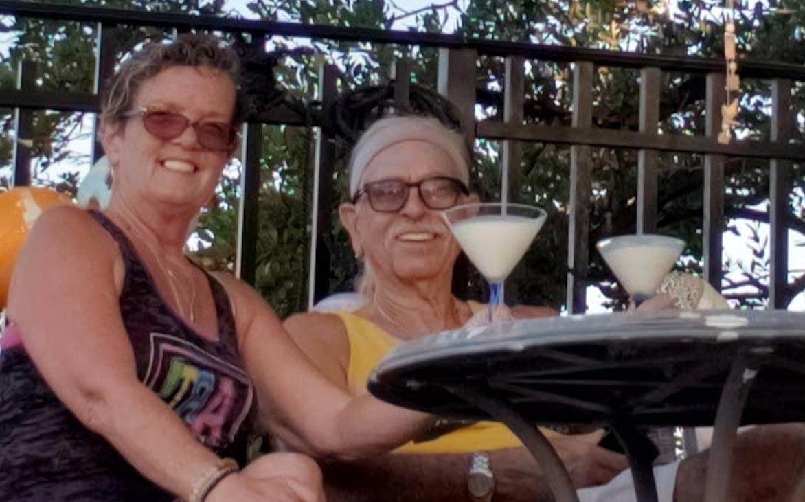 DATING IN THE KEYS: POPULAR SPOTS LOCALS MEET THEIR SPECIAL SOMEONE