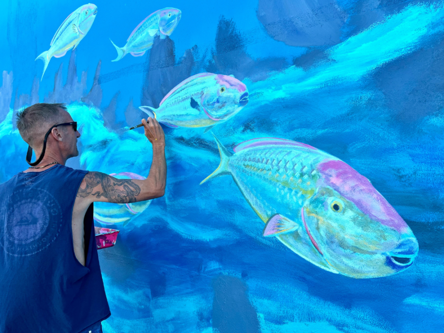 ARTIST YOSLAN O’FARRILL REDESIGNS MARATHON VET HOSPITAL MURAL