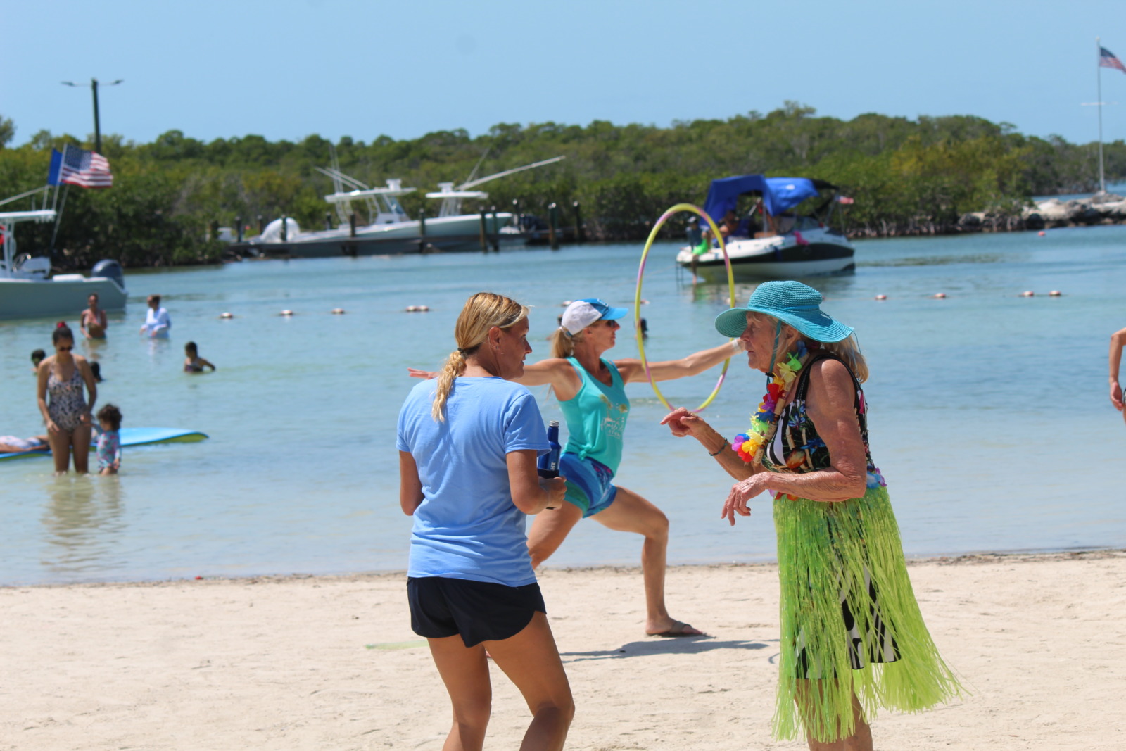 IN PICTURES: ISLAND VIBES RETURN TO ISLAMORADA WITH MERMAIDS & SAND ...