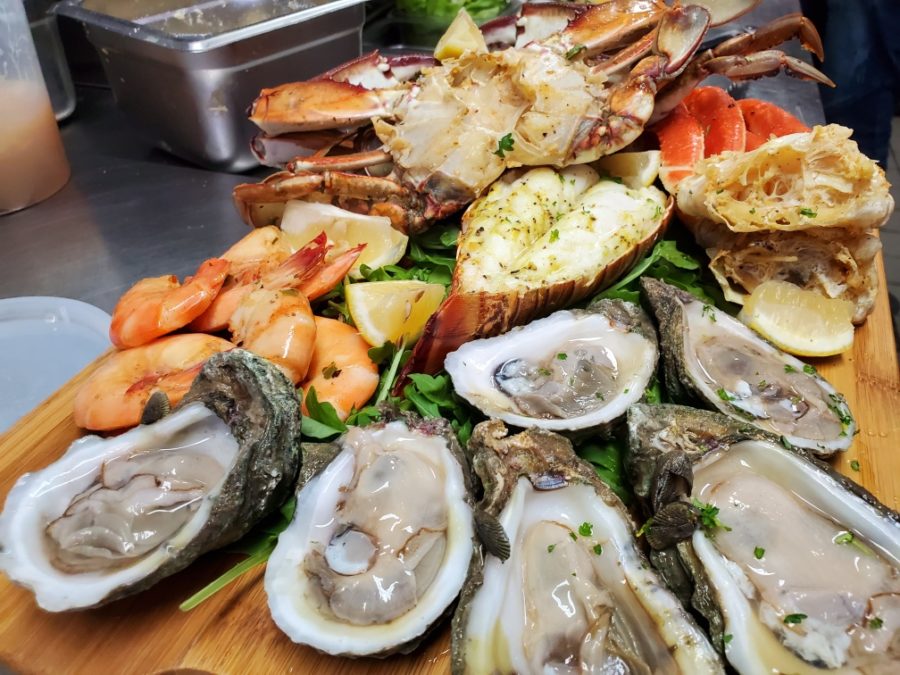 YELLOWFIN: RENEWED RESORT RESTAURANT LOVES LOCALS