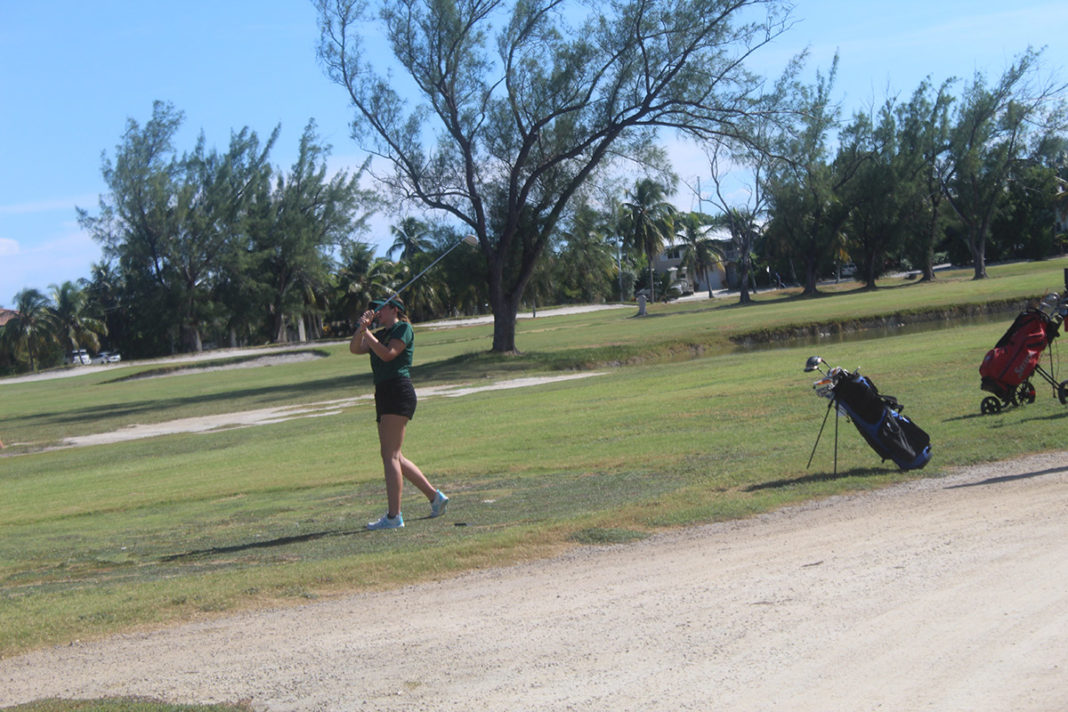 SPORTS WRAP: KEYS GOLFERS SWING IT OUT AT FlORIDA KEYS COUNTRY CLUB