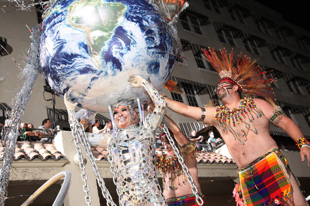 A FANTASY FEST COSTUME MAGICIAN REVEALS HIS SECRETS