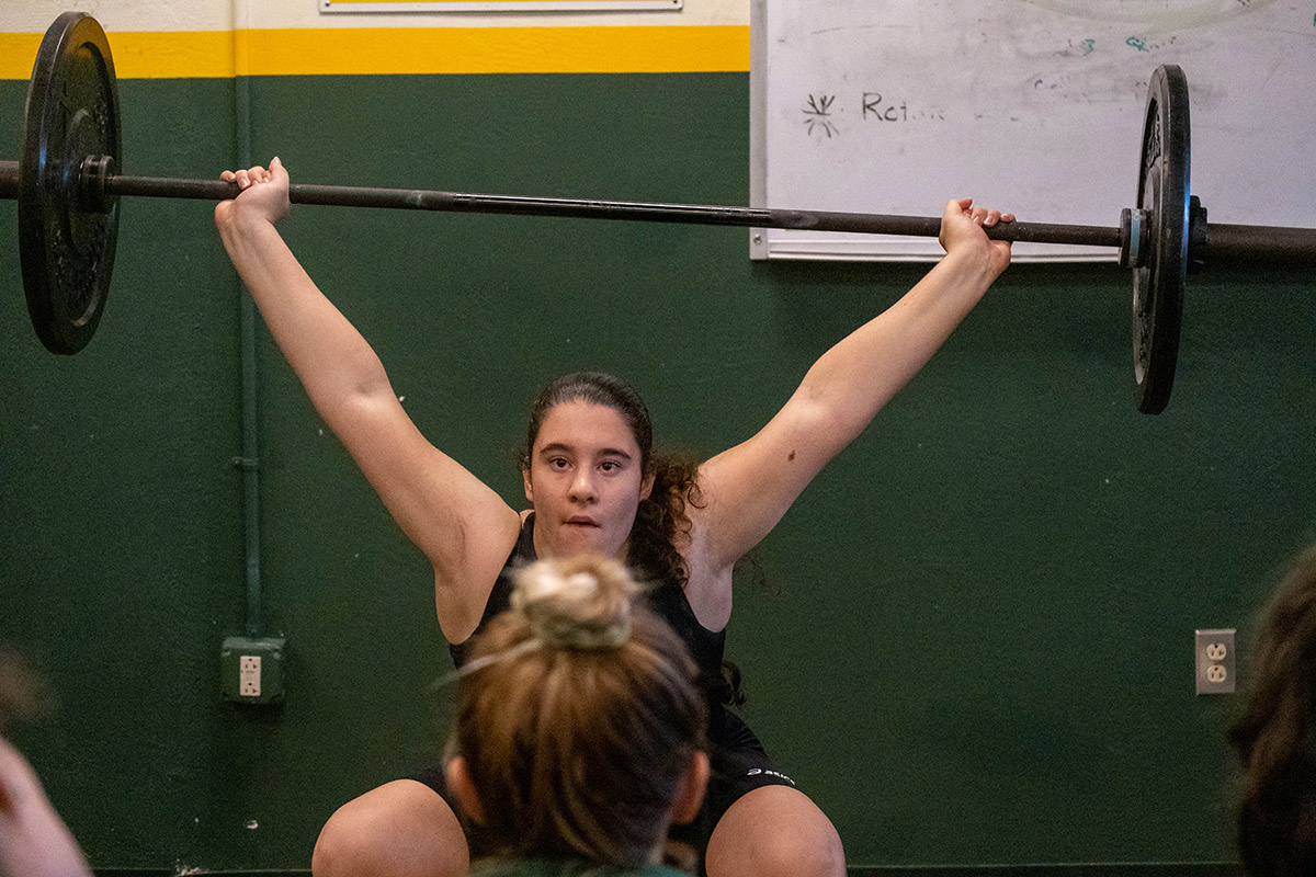 MARATHON DOMINATES IN ALL-KEYS WEIGHTLIFTING MEET