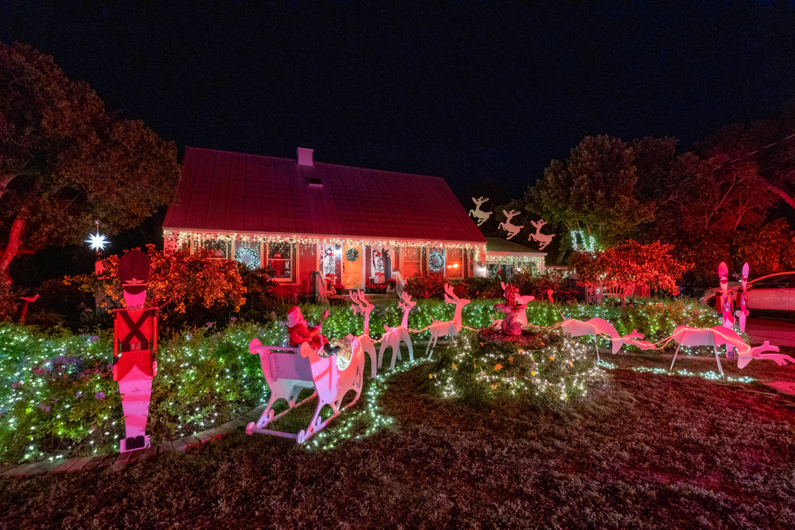 IN PICTURES: SANTA CLAUS VISITS ISLAMORADA
