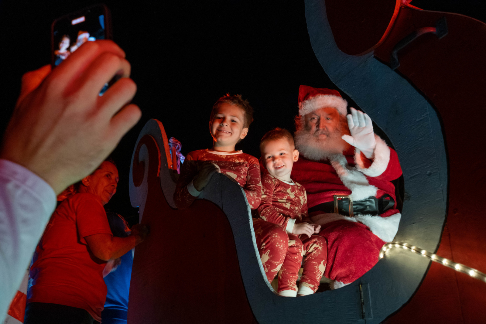 IN PICTURES: SANTA CLAUS VISITS ISLAMORADA