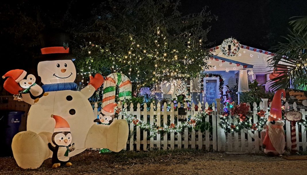 IN PICTURES: KEY WEST SPARKLES WITH CHRISTMAS SPIRIT