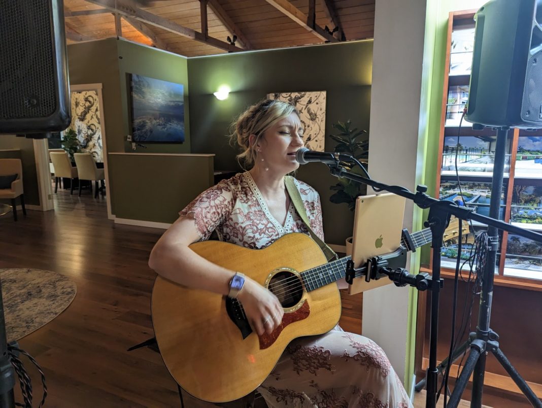 IN PICTURES: FLORIDA KEYS ARTIST VALERIE PERREAULT OPENS NEW SOLO SHOW ...