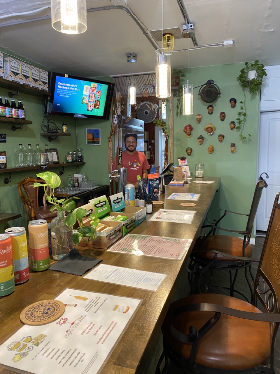 KOMBUCHA CRAZE: ANCIENT NON-ALCOHOLIC BREW FINDS FANS IN KEY WEST AT ...