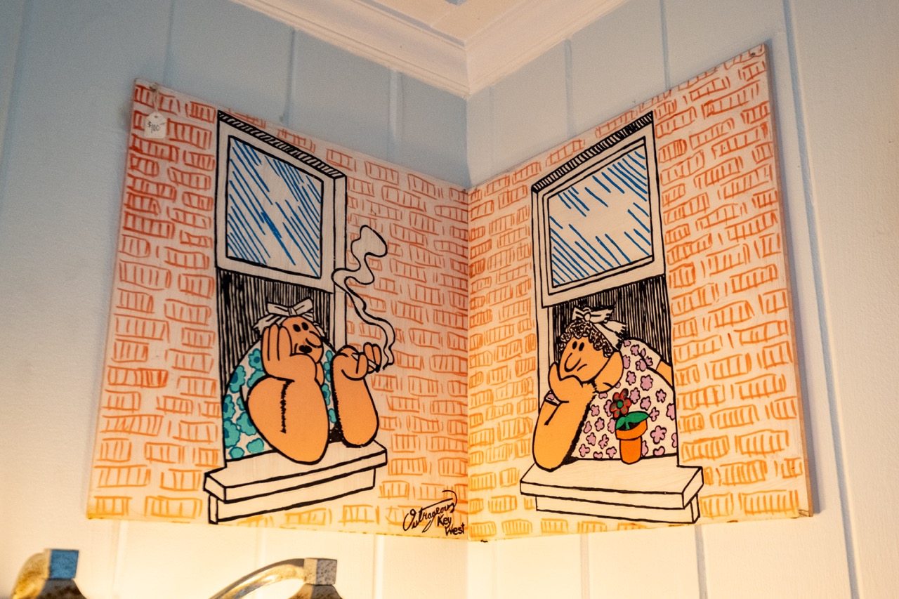 HOME & GARDEN MAGAZINE: OUTRAGEOUS ART — THE CAPTAIN & THE COLLECTOR