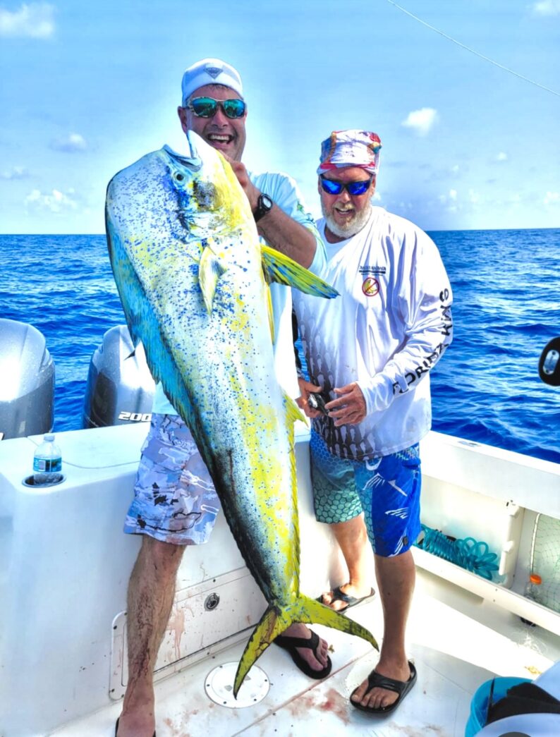 CAPTAIN JOEL’S FISHIN’ HOLES: LANDING A TROPHY MAHI