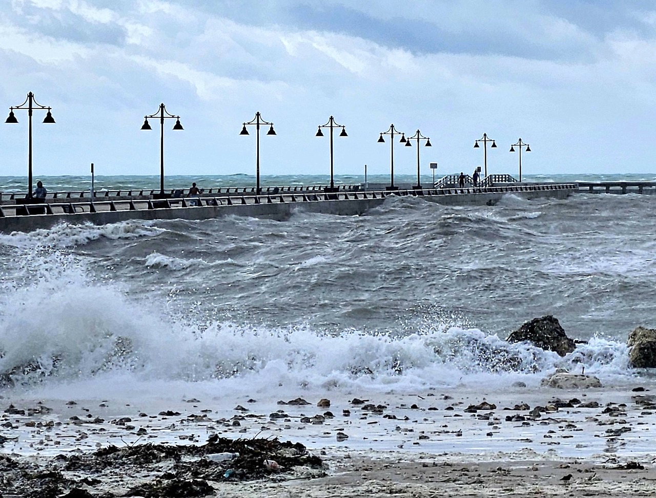 IDALIA ‘SWIPES LEFT’ OF KEY WEST