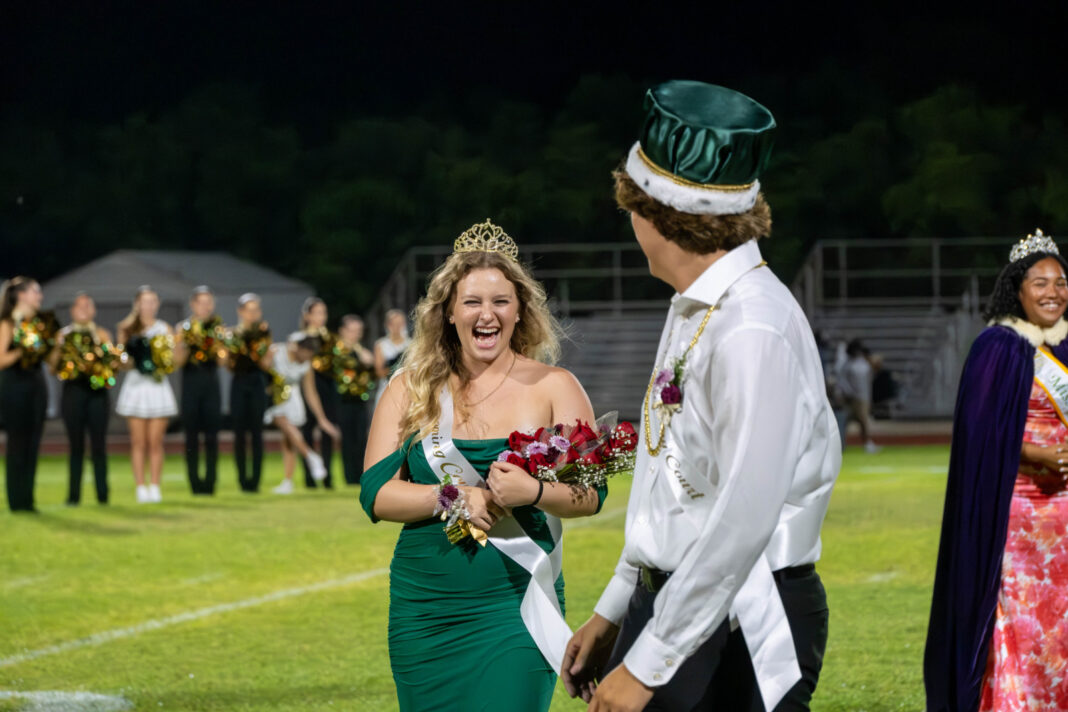 CORAL SHORES CROWNS HOMECOMING KING & QUEEEN