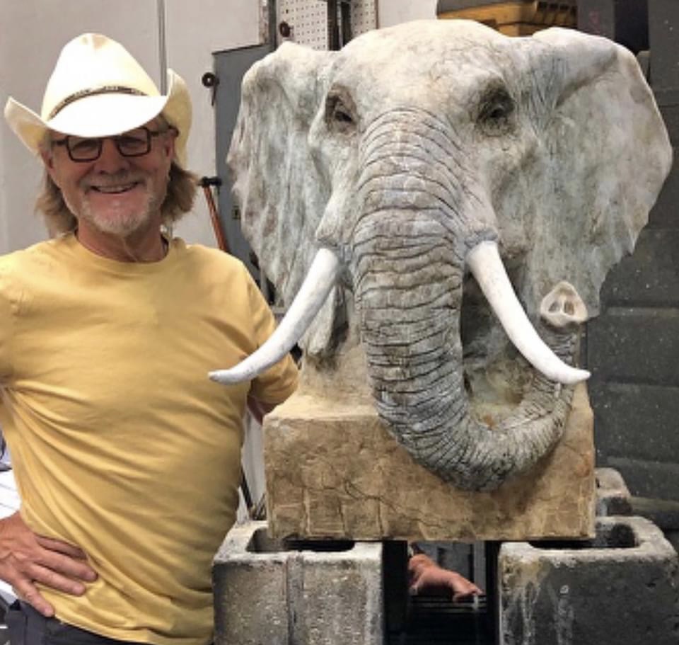 FINE ART, FUN ARTISTS AT WILSON SIGNATURE COLLECTION GALLERY