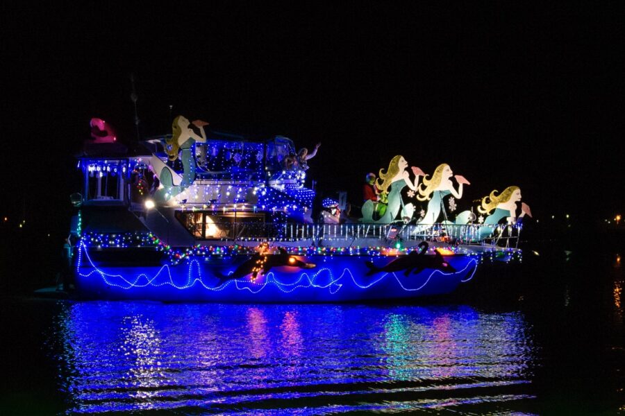 GLOWING REFLECTIONS: THREE HOLIDAY BOAT PARADES DELIGHT THE MIDDLE KEYS