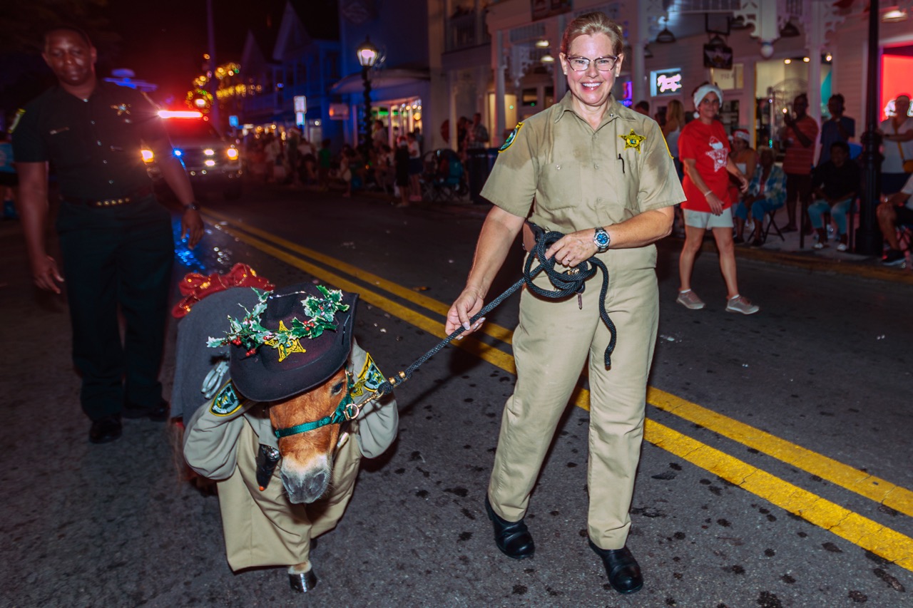 HOLIDAY SPIRIT FILLS KEY WEST’S HOMETOWN PARADE