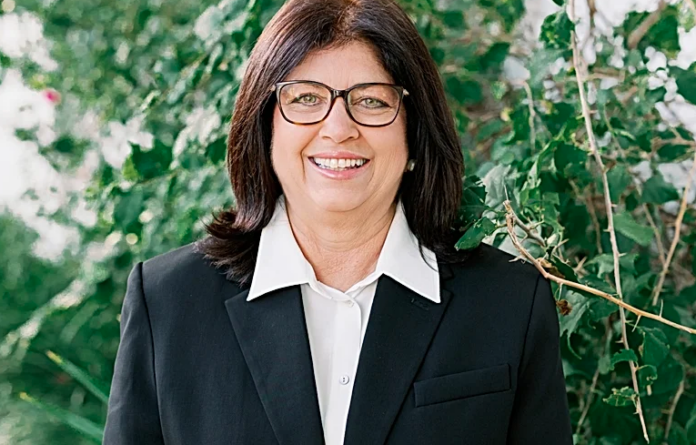 KEY WEST MAYOR WON’T SEEK REELECTION; COMMISSIONER KAUFMAN TO CHALLENGE ...