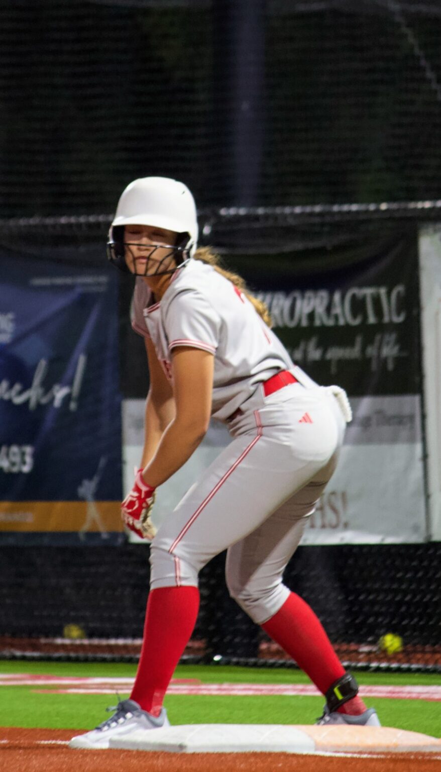 NILES HITS FIFTH HOME RUN AS CONCHS & FINS EACH PICK UP A WIN