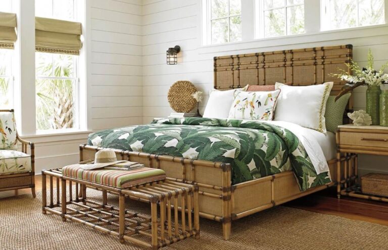 THE ELWELL FAMILY’S ROYAL FURNITURE CELEBRATES 40 YEARS