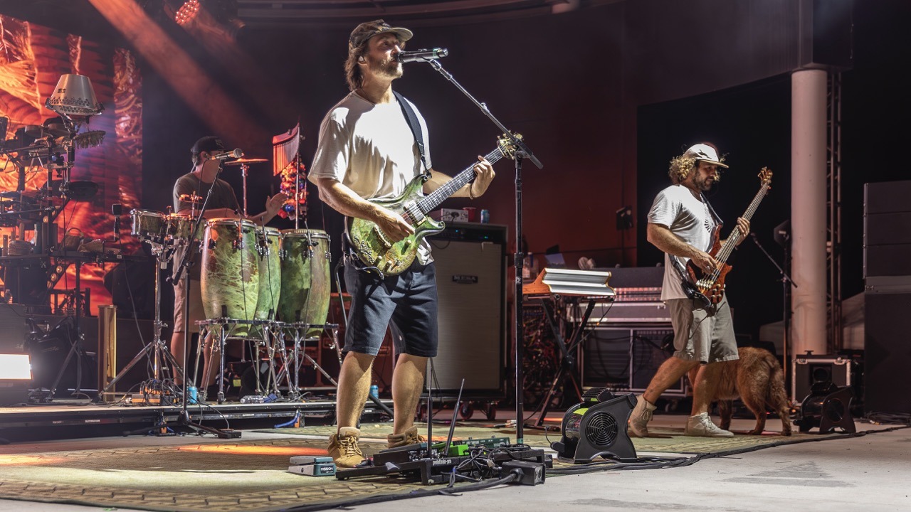 STICK FIGURE DRAWS SOLD-OUT CROWDS TO COFFEE BUTLER AMPHITHEATER