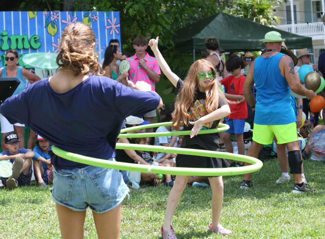 IN PICTURES: ANNUAL KEY LIME PIE DROP SOARS, THEN SPLATS