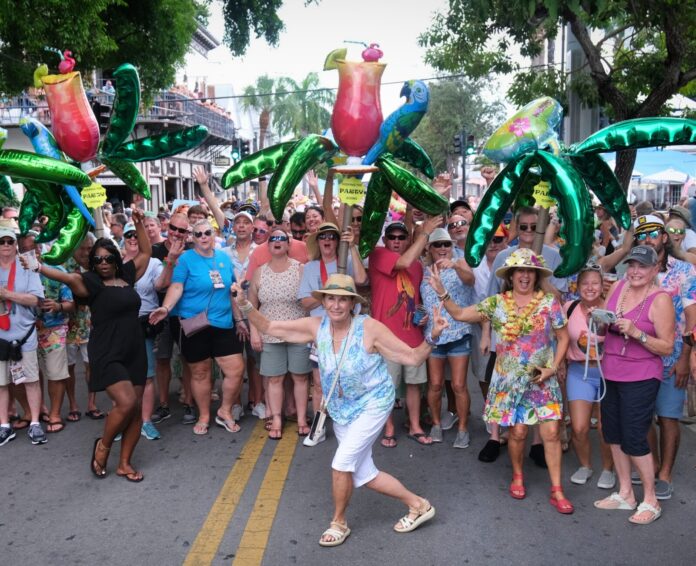 JIMMY BUFFETT’S ‘CRAZY SISTA’ LUCY TO LEAD TRIBUTE LABOR DAY WEEKEND