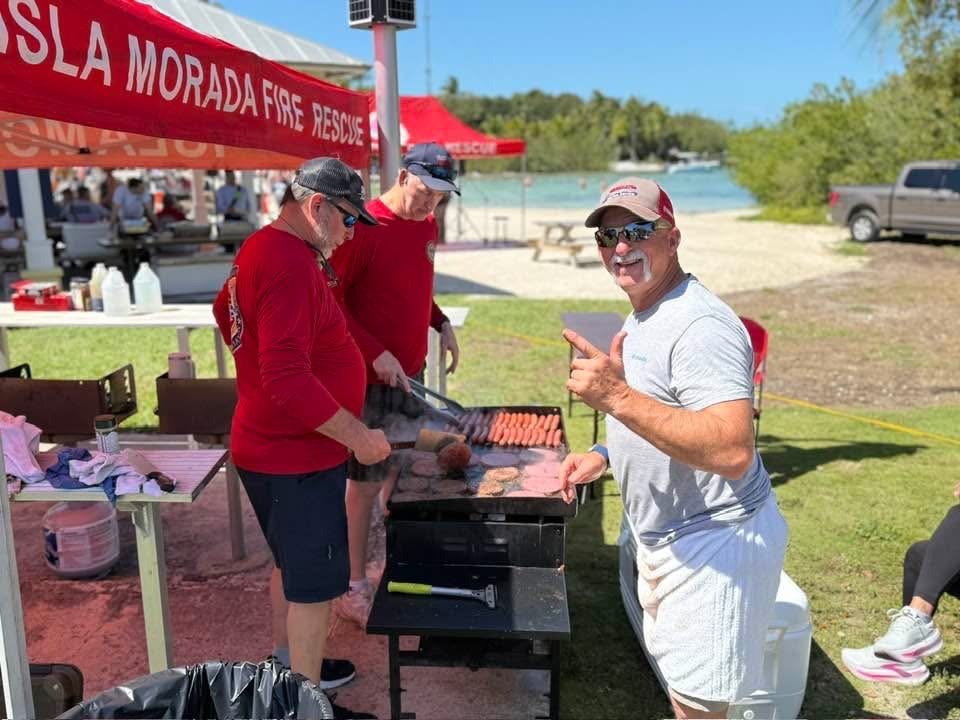 IN PICTURES: ISLAMORADA FIRE RESCUERS GIVE BACK WITH A BARBECUE ON THE ...